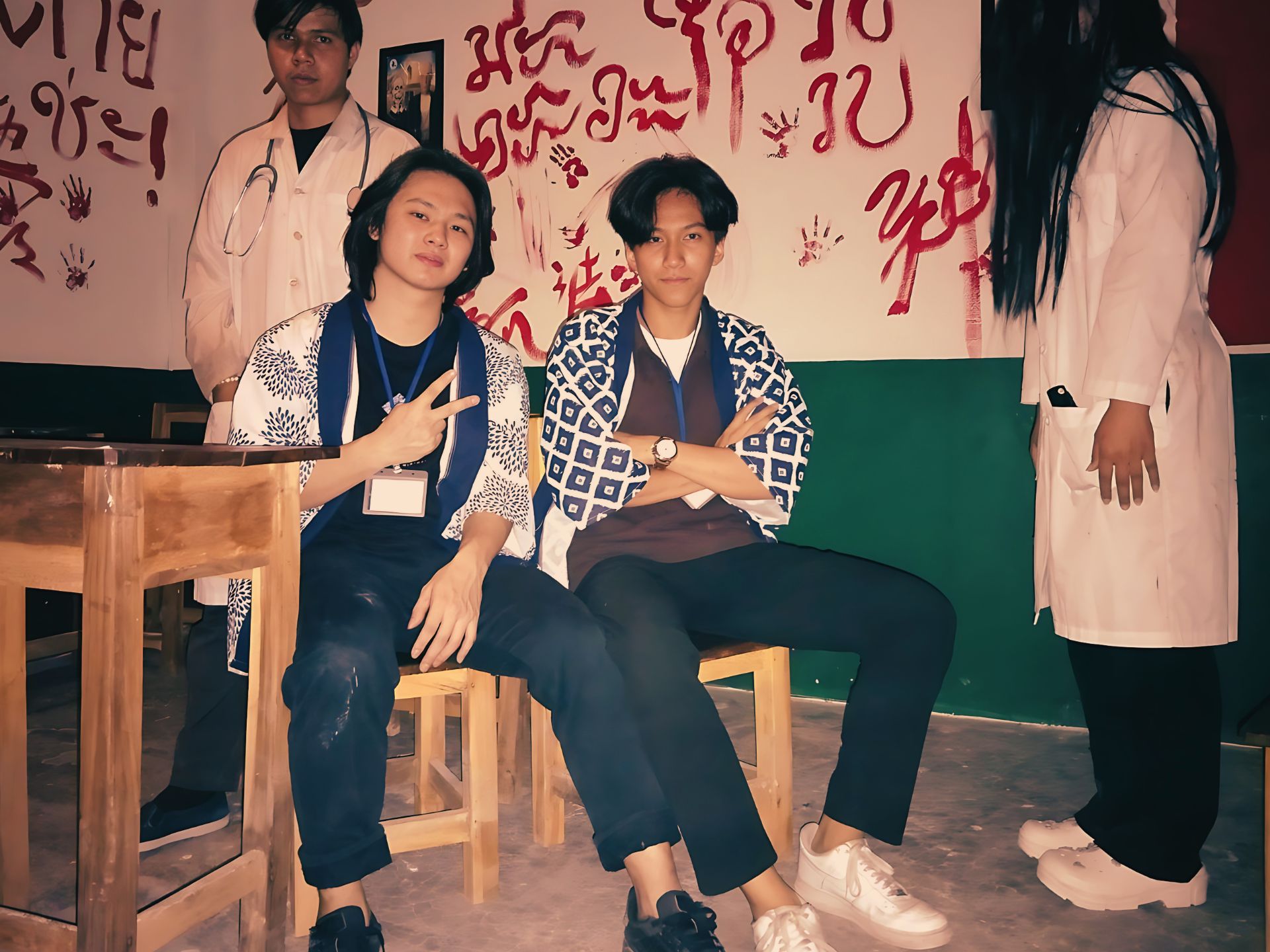 Escape room in Chiang Mai Thailand 泰国清迈密室逃 คาเฟ่วัดใจ
